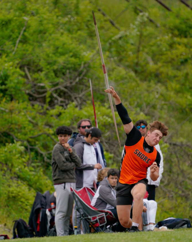 Jersey Shore’s Peter Bellomo throws 193-10 to win District 4 gold in ...